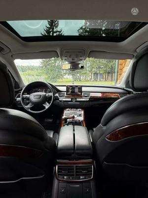Black Audi A8 2011 in Radviliskis, with an engine capacity of 4.16 L and mileage of 328 thousand km for 9600 €, photo 5 on AUTOMOTO.COM.LV