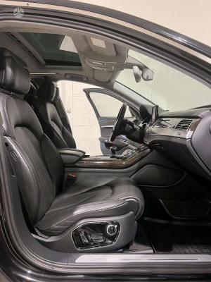 Melns Audi A8 2011 Klaipėda, ar dzinēja tilpumu 6.30 L un nobraukumu 137 tūkst. km par 9999 €, foto 11 vietnē AUTOMOTO.COM.LV