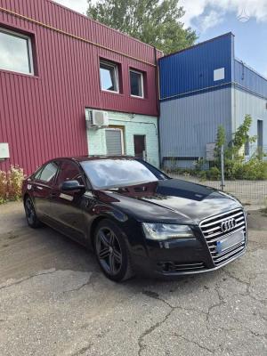 Black Audi A8 2011 in Siauliai, with an engine capacity of 2.97 L and mileage of 391 thousand km for 10500 €, photo 4 on AUTOMOTO.COM.LV