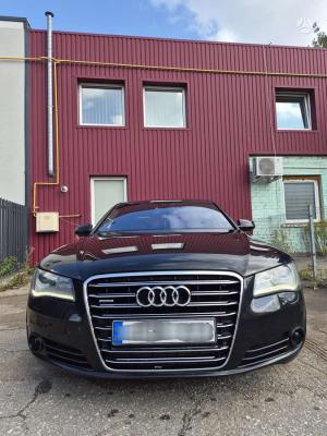 Black Audi A8 2011 in Siauliai, with an engine capacity of 2.97 L and mileage of 391 thousand km for 10500 €, photo 8 on AUTOMOTO.COM.LV