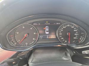 Black Audi A8 2011 in Siauliai, with an engine capacity of 2.97 L and mileage of 391 thousand km for 10500 €, photo 14 on AUTOMOTO.COM.LV