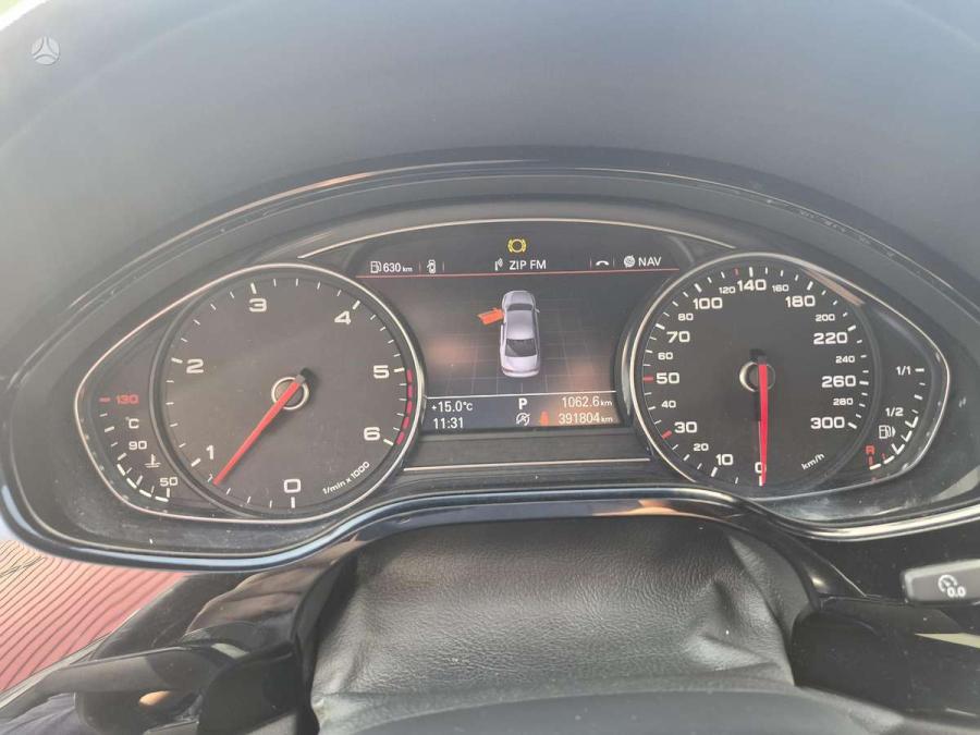 Black Audi A8 2011 in Siauliai, with an engine capacity of 2.97 L and mileage of 391 thousand km for 10500 €, photo 14 on AUTOMOTO.COM.LV