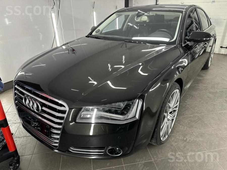 Melns Audi A8 2012 Rīga, ar dzinēja tilpumu 4.20 L un nobraukumu 324 tūkst. km par 14700 €, foto 2 vietnē AUTOMOTO.COM.LV