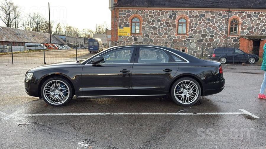 Melns Audi A8 2012 Rīga, ar dzinēja tilpumu 4.20 L un nobraukumu 324 tūkst. km par 14700 €, foto 8 vietnē AUTOMOTO.COM.LV