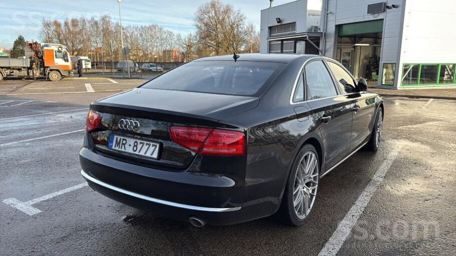 Melns Audi A8 2012 Rīga, ar dzinēja tilpumu 4.20 L un nobraukumu 324 tūkst. km par 14700 €, foto 11 vietnē AUTOMOTO.COM.LV