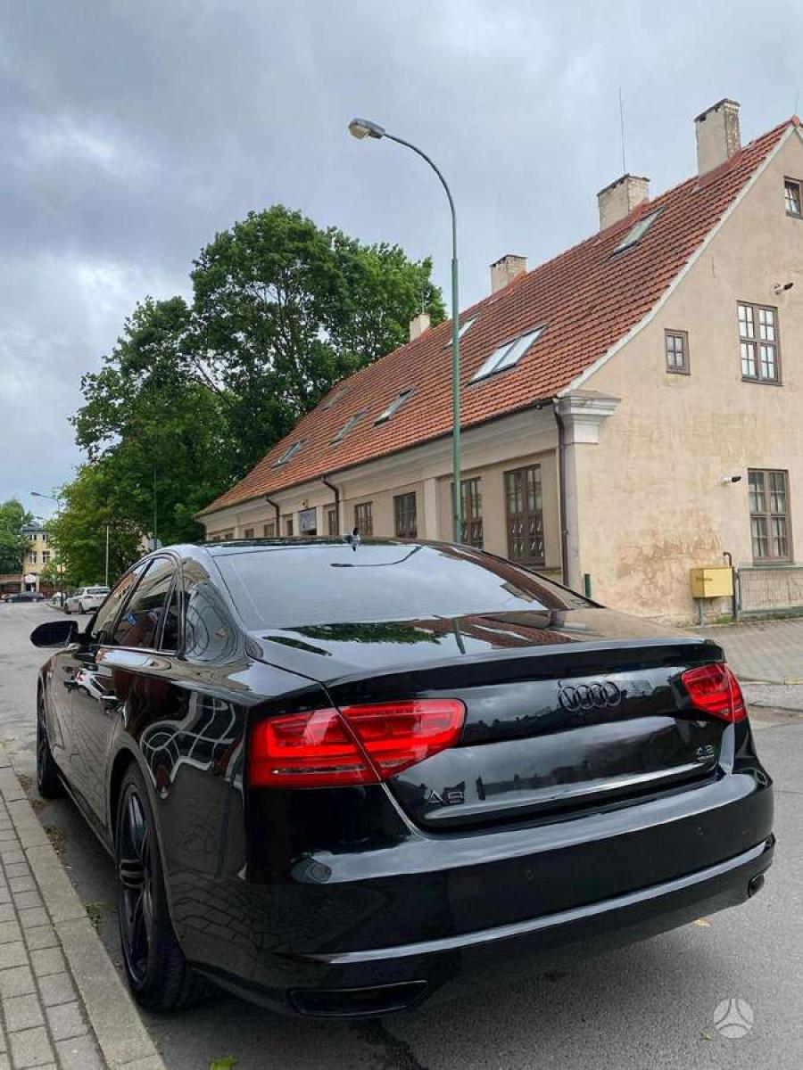 Melns Audi A8 2012 Klaipėda, ar dzinēja tilpumu 4.20 L un nobraukumu 172 tūkst. km par 11300 €, foto 7 vietnē AUTOMOTO.COM.LV