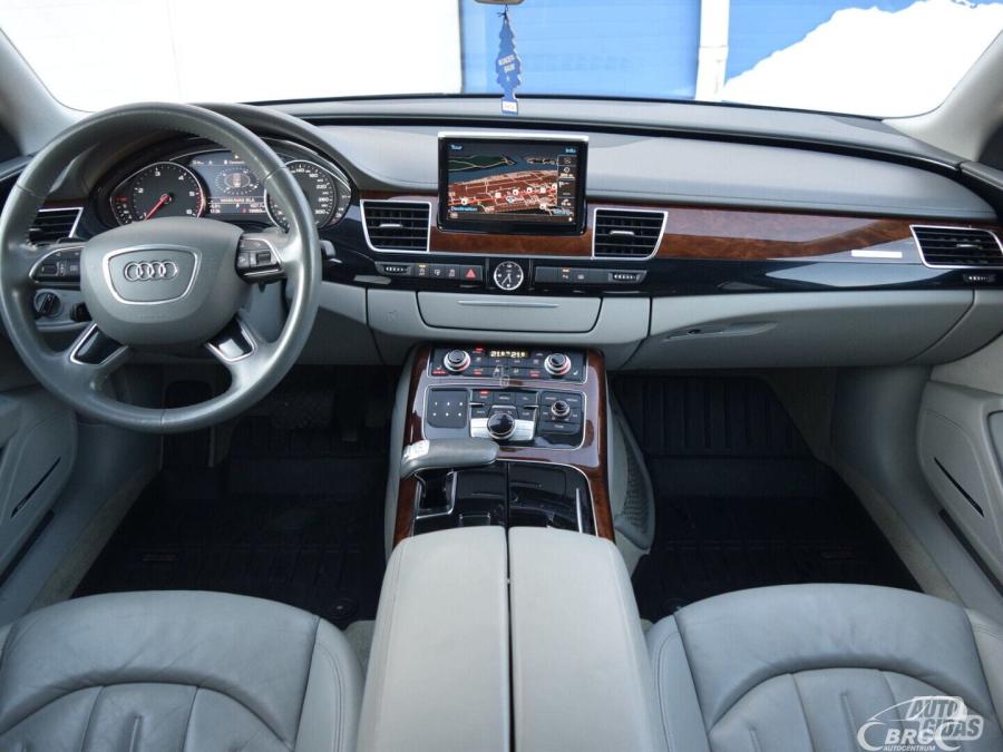 Melns Audi A8 2012 Rīga, ar dzinēja tilpumu 3.00 L un nobraukumu 191 tūkst. km par 14700 €, foto 4 vietnē AUTOMOTO.COM.LV