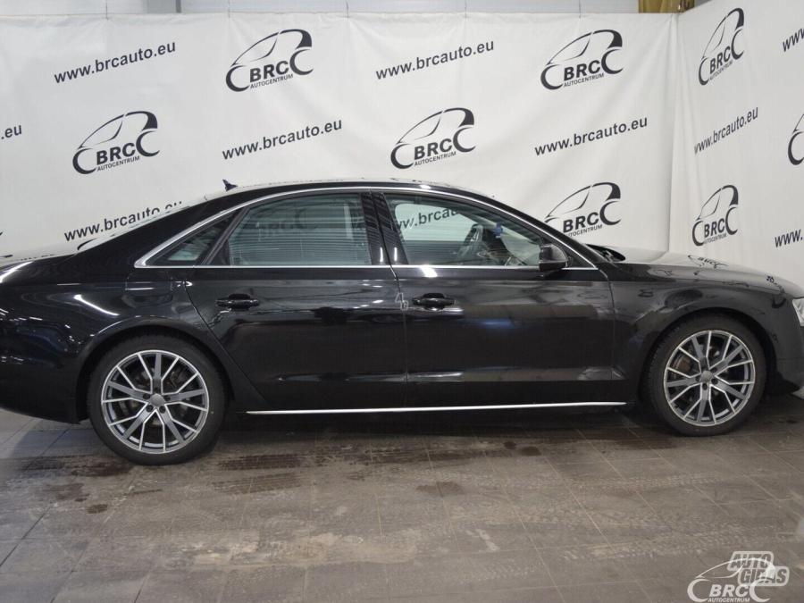 Melns Audi A8 2012 Rīga, ar dzinēja tilpumu 3.00 L un nobraukumu 191 tūkst. km par 14700 €, foto 30 vietnē AUTOMOTO.COM.LV