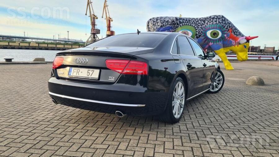 Melns Audi A8 2012 Ventspils, ar dzinēja tilpumu 3.00 L un nobraukumu 270 tūkst. km par 15999 €, foto 4 vietnē AUTOMOTO.COM.LV