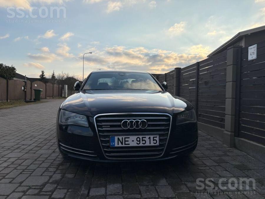 Black Audi A8 2012 in Riga, with an engine capacity of 3.00 L and mileage of 348 thousand km for 13900 €, photo 3 on AUTOMOTO.COM.LV