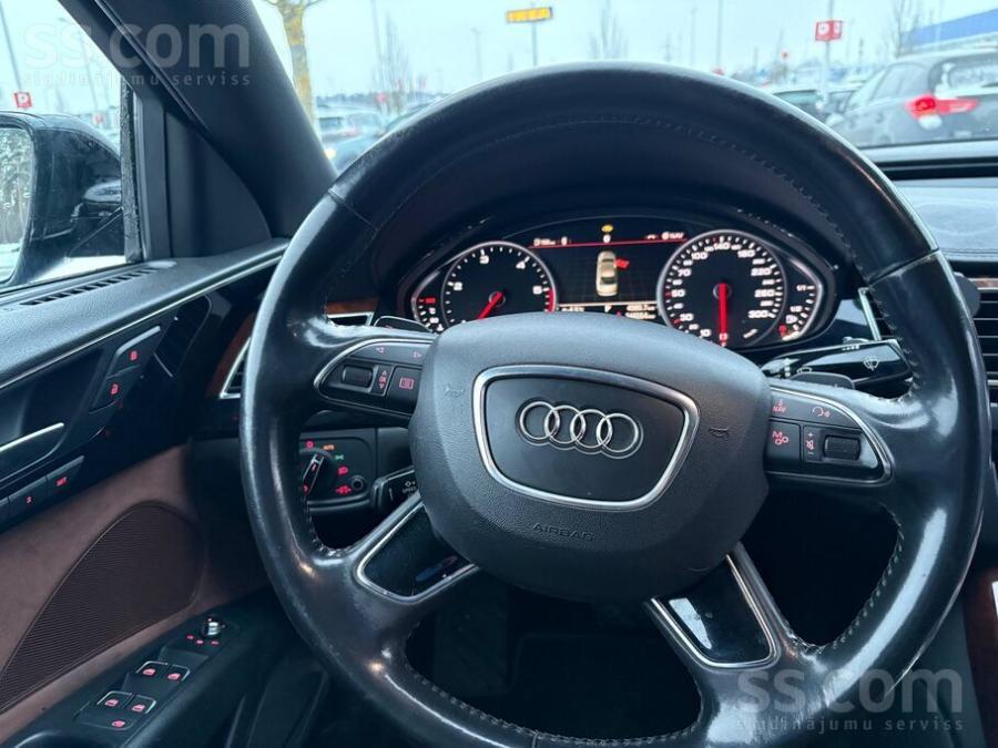 Black Audi A8 2012 in Riga, with an engine capacity of 3.00 L and mileage of 348 thousand km for 13900 €, photo 10 on AUTOMOTO.COM.LV