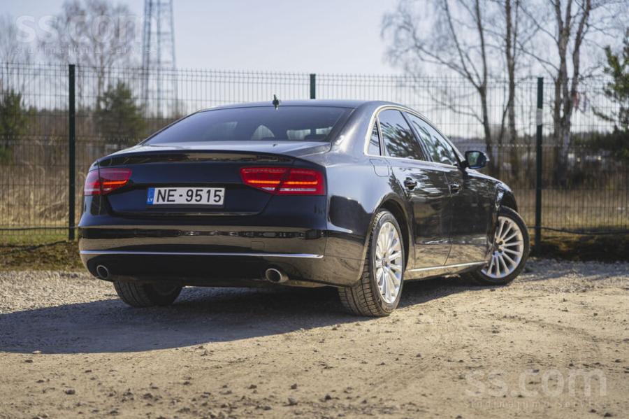 Melns Audi A8 2012 Rīga, ar dzinēja tilpumu 3.00 L un nobraukumu 348 tūkst. km par 15990 €, foto 7 vietnē AUTOMOTO.COM.LV