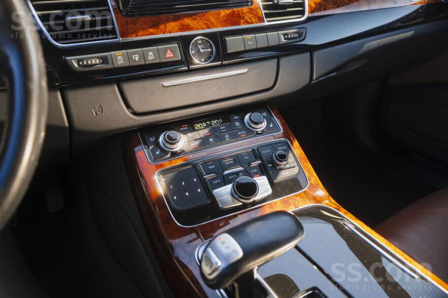 Melns Audi A8 2012 Rīga, ar dzinēja tilpumu 3.00 L un nobraukumu 348 tūkst. km par 15990 €, foto 27 vietnē AUTOMOTO.COM.LV