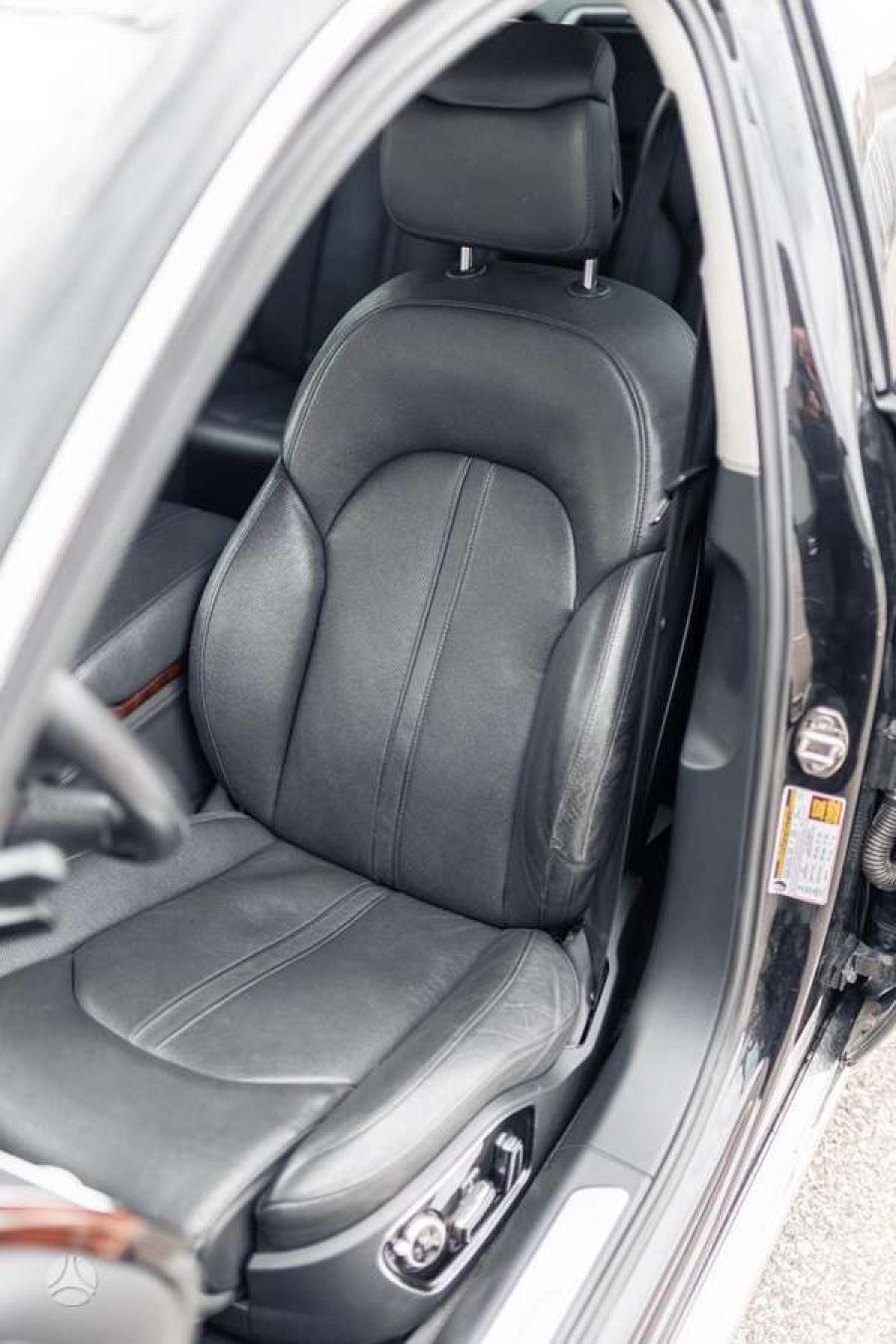 Black Audi A8 2012 in Vilnius, with an engine capacity of 4.16 L and mileage of 217 thousand km for 11500 €, photo 16 on AUTOMOTO.COM.LV