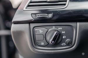Black Audi A8 2012 in Vilnius, with an engine capacity of 4.16 L and mileage of 217 thousand km for 11500 €, photo 17 on AUTOMOTO.COM.LV
