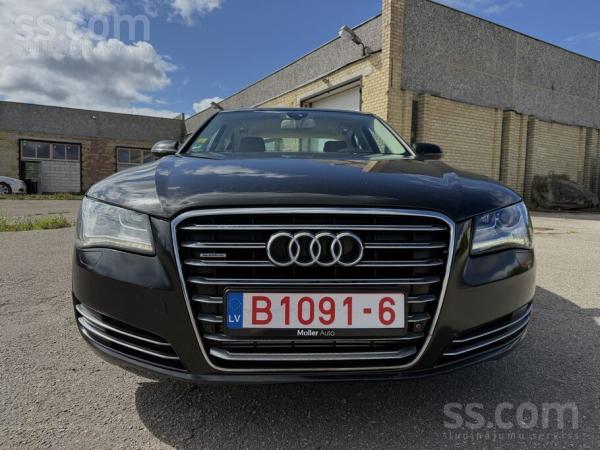 Black Audi A8 2012 in Tukums, with an engine capacity of 3.00 L and mileage of 269 thousand km for 8600 €, photo 4 on AUTOMOTO.COM.LV