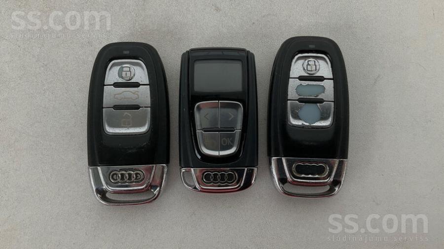 Melns Audi A8 2012 Tukums, ar dzinēja tilpumu 3.00 L un nobraukumu 269 tūkst. km par 8600 €, foto 34 vietnē AUTOMOTO.COM.LV