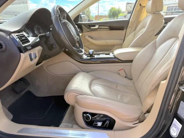 Melns Audi A8 2012 Tukums, ar dzinēja tilpumu 3.00 L un nobraukumu 269 tūkst. km par 8600 €, foto 10 vietnē AUTOMOTO.COM.LV