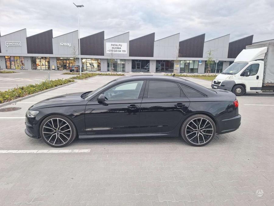 Black Audi A8 2012 in Vilnius, with an engine capacity of 2.97 L and mileage of 287 thousand km for 10900 €, photo 10 on AUTOMOTO.COM.LV