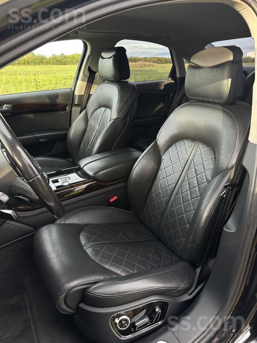 Black Audi A8 2012 in Ventspils, with an engine capacity of 3.00 L and mileage of 272 thousand km for 15500 €, photo 11 on AUTOMOTO.COM.LV