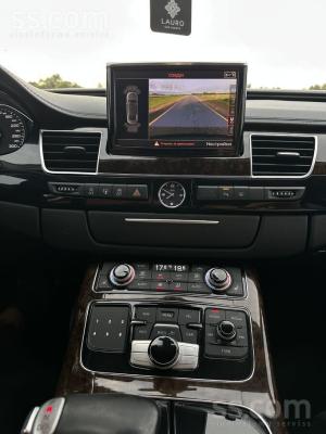 Black Audi A8 2012 in Ventspils, with an engine capacity of 3.00 L and mileage of 272 thousand km for 15500 €, photo 15 on AUTOMOTO.COM.LV