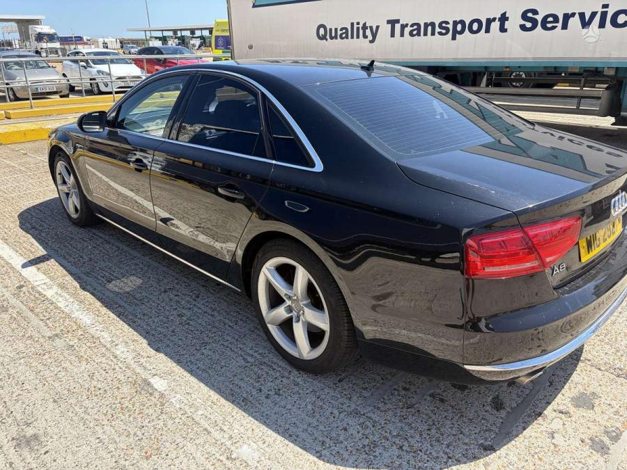 Melns Audi A8 2012 Raseiniai, ar dzinēja tilpumu 2.97 L un nobraukumu 250 tūkst. km par 5400 €, foto 7 vietnē AUTOMOTO.COM.LV
