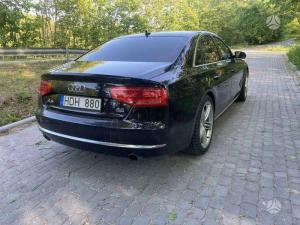 Black Audi A8 2012 in Klaipeda, with an engine capacity of 4.16 L and mileage of 235 thousand km for 9900 €, photo 5 on AUTOMOTO.COM.LV