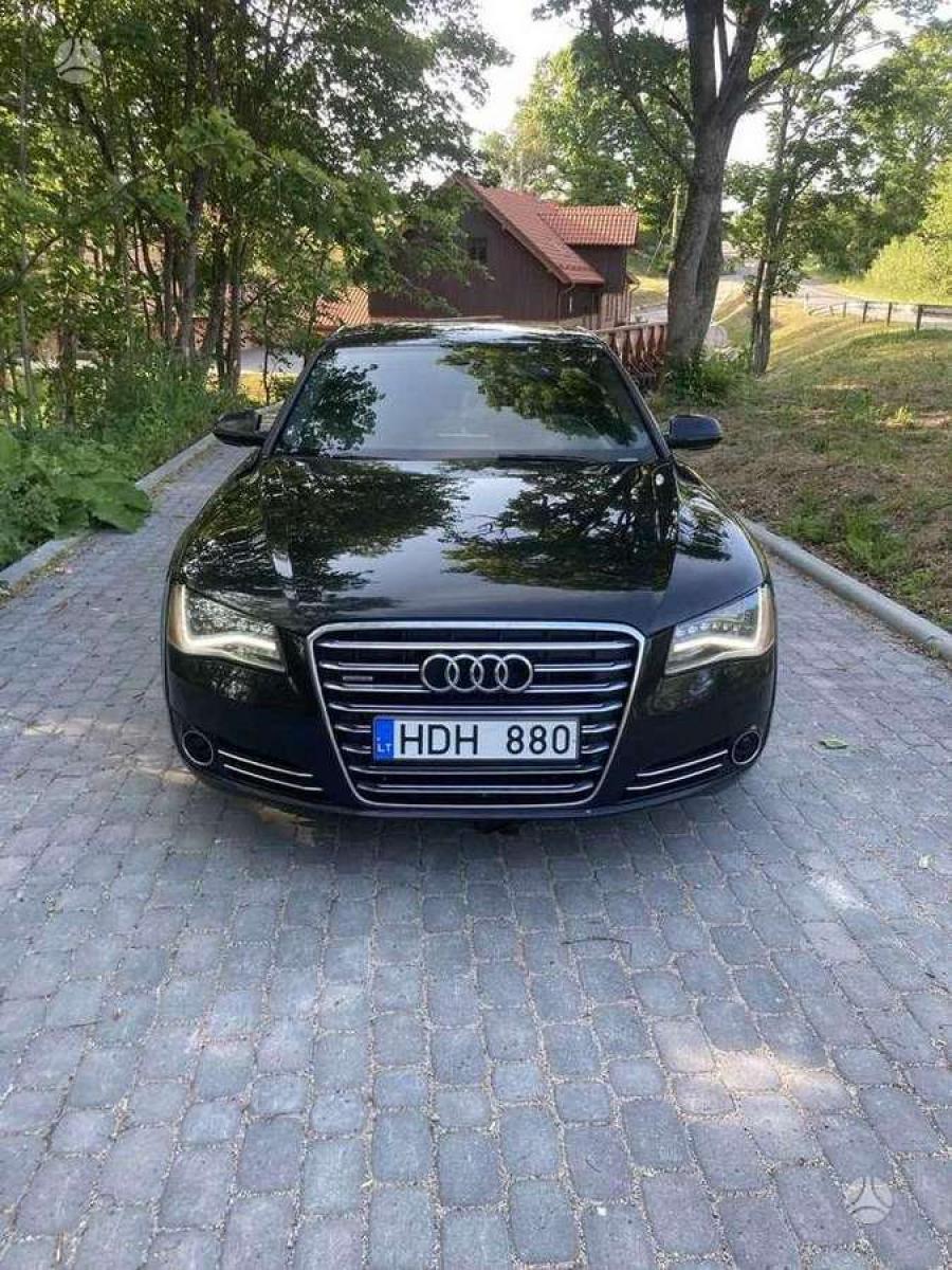Black Audi A8 2012 in Klaipeda, with an engine capacity of 4.16 L and mileage of 235 thousand km for 9900 €, photo 7 on AUTOMOTO.COM.LV
