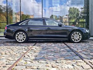 Melns Audi A8 2012 Rīga, ar dzinēja tilpumu 3.00 L un nobraukumu 350 tūkst. km par 14900 €, foto 6 vietnē AUTOMOTO.COM.LV