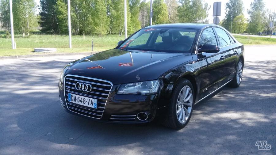 Black Audi A8 2013 in Taurage, with an engine capacity of 3.00 L and mileage of 271 thousand km for 11900 €, photo 4 on AUTOMOTO.COM.LV
