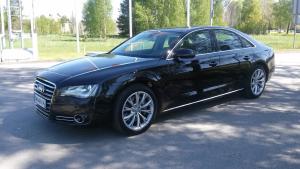 Black Audi A8 2013 in Taurage, with an engine capacity of 3.00 L and mileage of 271 thousand km for 11900 €, photo 5 on AUTOMOTO.COM.LV