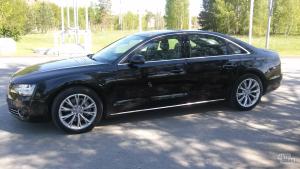 Black Audi A8 2013 in Taurage, with an engine capacity of 3.00 L and mileage of 271 thousand km for 11900 €, photo 6 on AUTOMOTO.COM.LV