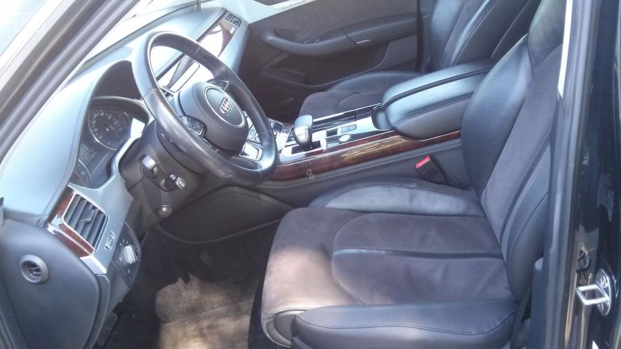 Black Audi A8 2013 in Taurage, with an engine capacity of 3.00 L and mileage of 271 thousand km for 11900 €, photo 19 on AUTOMOTO.COM.LV