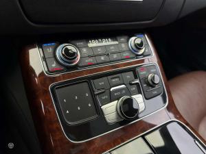 Melns Audi A8 2013 Kauņa, ar dzinēja tilpumu 3.00 L un nobraukumu 280 tūkst. km par 11799 €, foto 18 vietnē AUTOMOTO.COM.LV