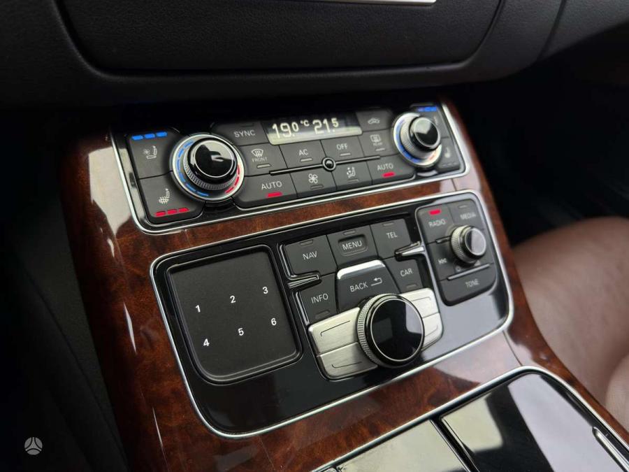 Melns Audi A8 2013 Kauņa, ar dzinēja tilpumu 3.00 L un nobraukumu 280 tūkst. km par 11799 €, foto 18 vietnē AUTOMOTO.COM.LV