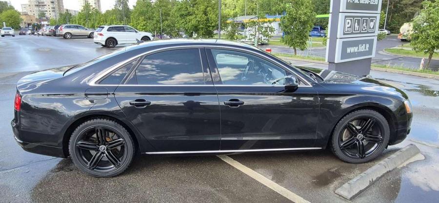 Melns Audi A8 2013 Viļņa, ar dzinēja tilpumu 4.00 L un nobraukumu 215 tūkst. km par 11500 €, foto 5 vietnē AUTOMOTO.COM.LV