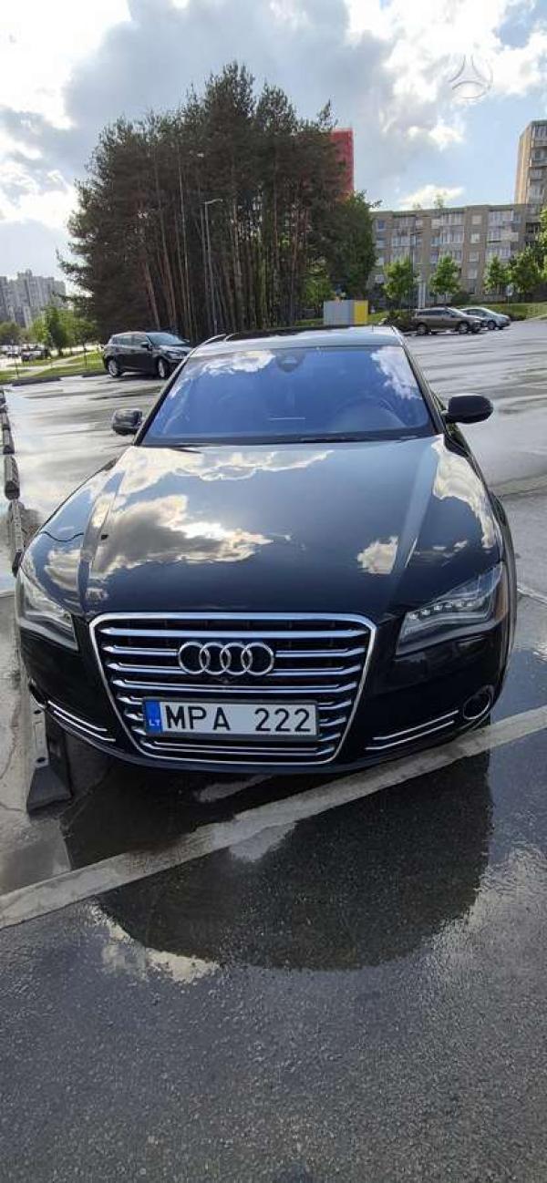 Black Audi A8 2013 in Vilnius, with an engine capacity of 4.00 L and mileage of 215 thousand km for 11500 €, photo 6 on AUTOMOTO.COM.LV