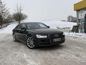 Melns Audi A8 2014 Panevēža, ar dzinēja tilpumu 2.97 L un nobraukumu 248 tūkst. km par 18590 €, foto 2 vietnē AUTOMOTO.COM.LV