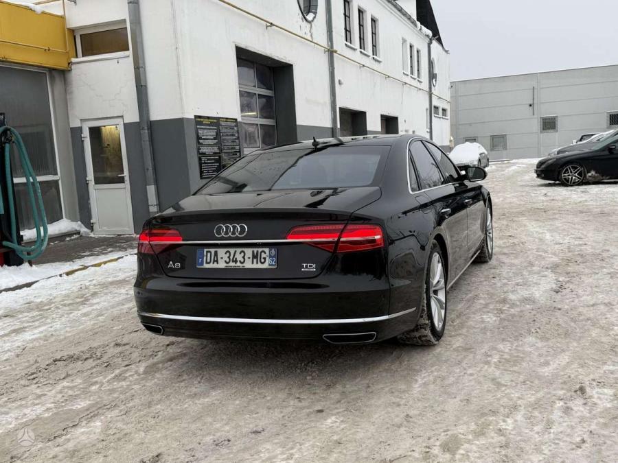 Melns Audi A8 2014 Panevēža, ar dzinēja tilpumu 2.97 L un nobraukumu 248 tūkst. km par 18590 €, foto 9 vietnē AUTOMOTO.COM.LV