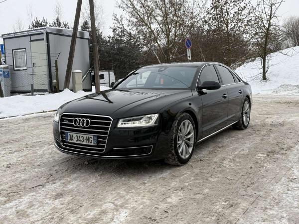 Black Audi A8 2014 in Panevezys, with an engine capacity of 2.97 L and mileage of 248 thousand km for 18590 €, photo 10 on AUTOMOTO.COM.LV