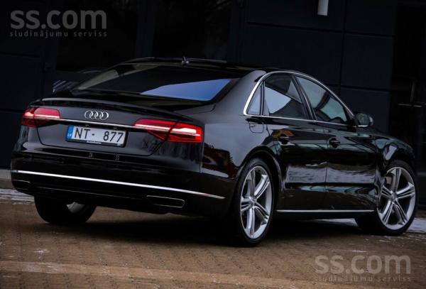Melns Audi A8 2014 Rīga, ar dzinēja tilpumu 4.20 L un nobraukumu 202 tūkst. km par 25000 €, foto 5 vietnē AUTOMOTO.COM.LV