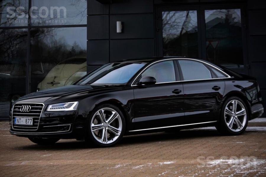 Black Audi A8 2014 in Riga, with an engine capacity of 4.20 L and mileage of 202 thousand km for 25000 €, photo 8 on AUTOMOTO.COM.LV