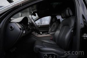 Black Audi A8 2014 in Riga, with an engine capacity of 4.20 L and mileage of 202 thousand km for 25000 €, photo 13 on AUTOMOTO.COM.LV