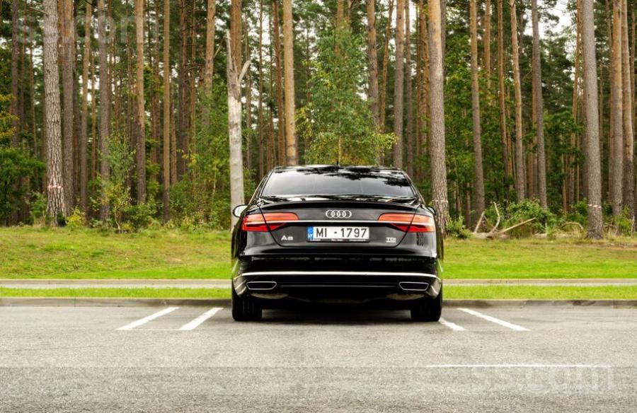 Melns Audi A8 2014 Rīga, ar dzinēja tilpumu 3.00 L un nobraukumu 333 tūkst. km par 17190 €, foto 7 vietnē AUTOMOTO.COM.LV