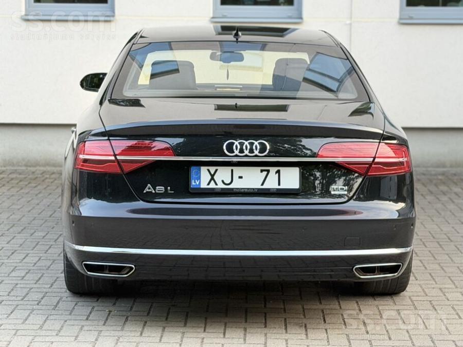 Black Audi A8 2014 in Jurmala, with an engine capacity of 3.00 L and mileage of 228 thousand km for 23800 €, photo 8 on AUTOMOTO.COM.LV