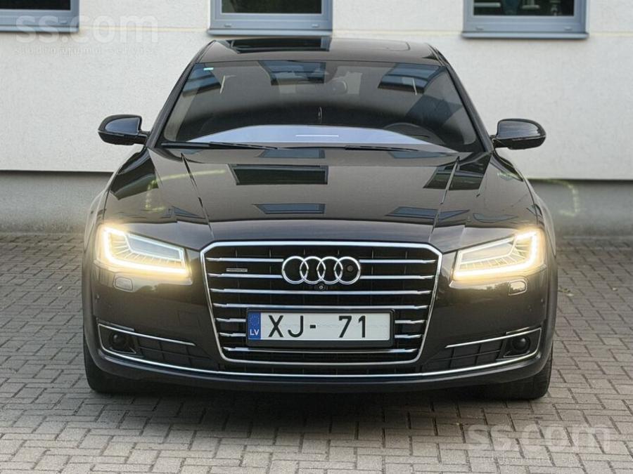 Black Audi A8 2014 in Jurmala, with an engine capacity of 3.00 L and mileage of 228 thousand km for 23800 €, photo 9 on AUTOMOTO.COM.LV