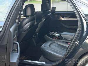 Black Audi A8 2014 in Jurmala, with an engine capacity of 3.00 L and mileage of 228 thousand km for 23800 €, photo 11 on AUTOMOTO.COM.LV