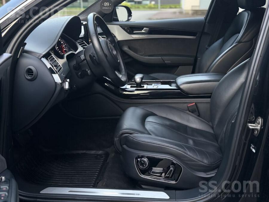 Black Audi A8 2014 in Jurmala, with an engine capacity of 3.00 L and mileage of 228 thousand km for 23800 €, photo 17 on AUTOMOTO.COM.LV