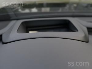 Black Audi A8 2014 in Jurmala, with an engine capacity of 3.00 L and mileage of 228 thousand km for 23800 €, photo 26 on AUTOMOTO.COM.LV