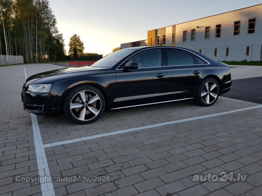Black Audi A8 2014 in Tallinn, with an engine capacity of 4.20 L and mileage of 224 thousand km for 27500 €, photo 1 on AUTOMOTO.COM.LV